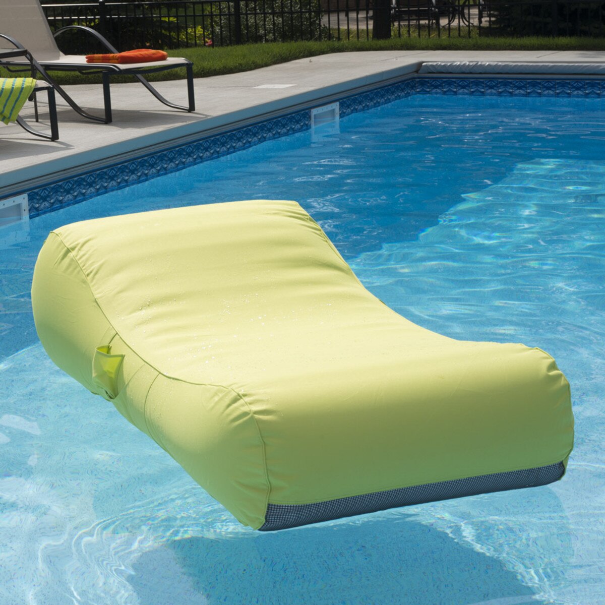 Ocean Blue Capri Inflatable Lounger - Lime | Splash Super Center